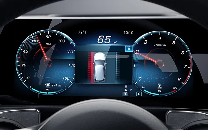 The Compact GLB SUV | Mercedes-Benz USA