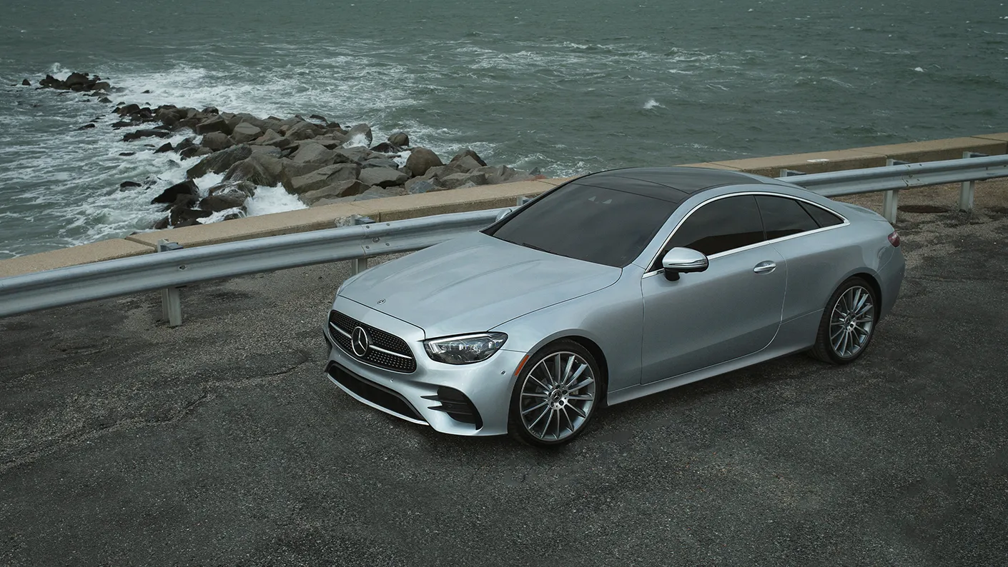 arc Entrepôt atteindre mercedes classe e coupé 5 portes Épuisé auditeur ...