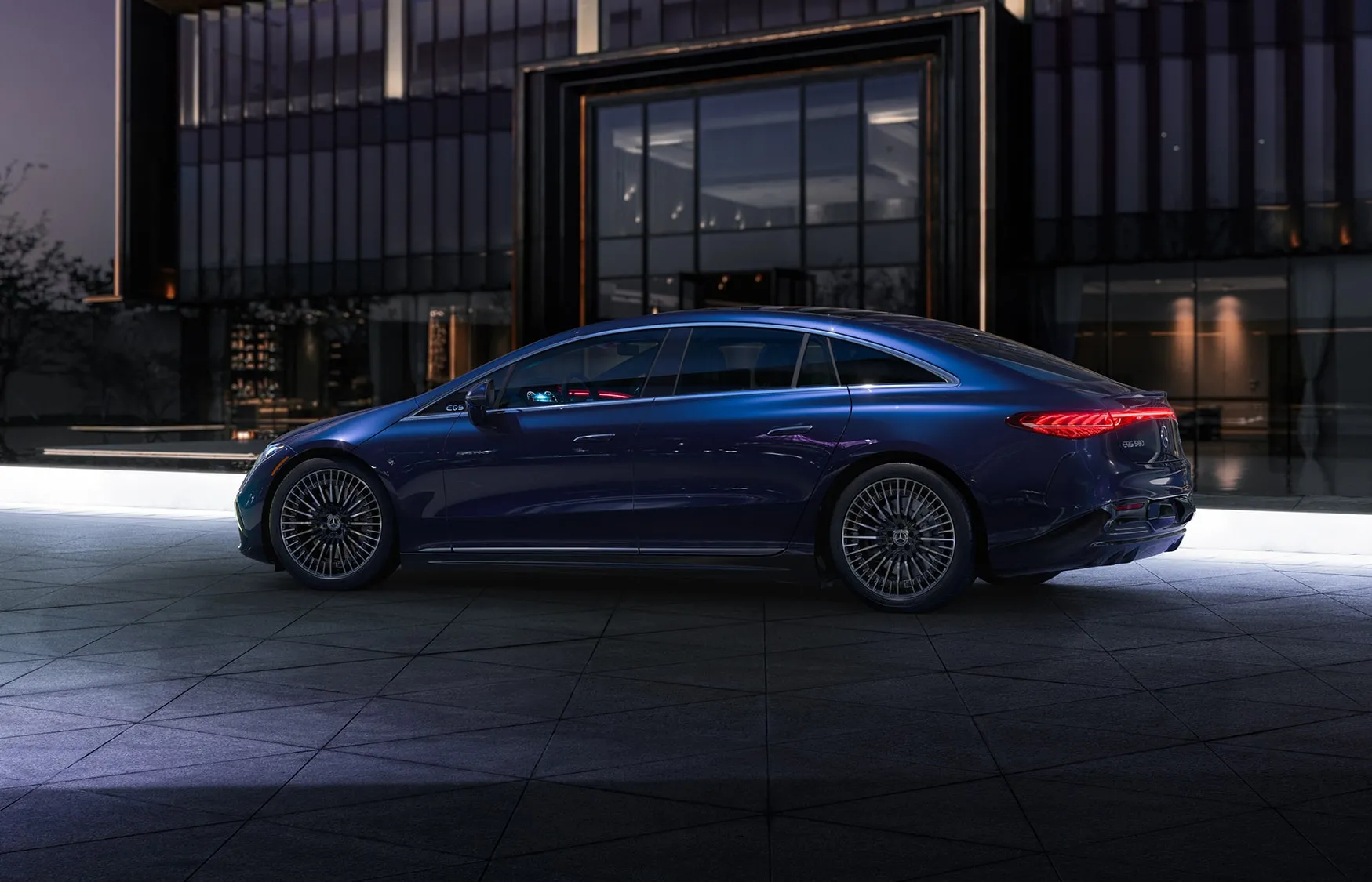 2023 Mercedes-Benz EQS (Overview) | Keyes European