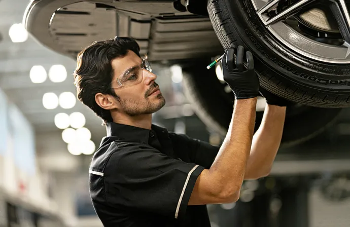 Mercedes Service & Maintenance | Mercedes-Benz USA