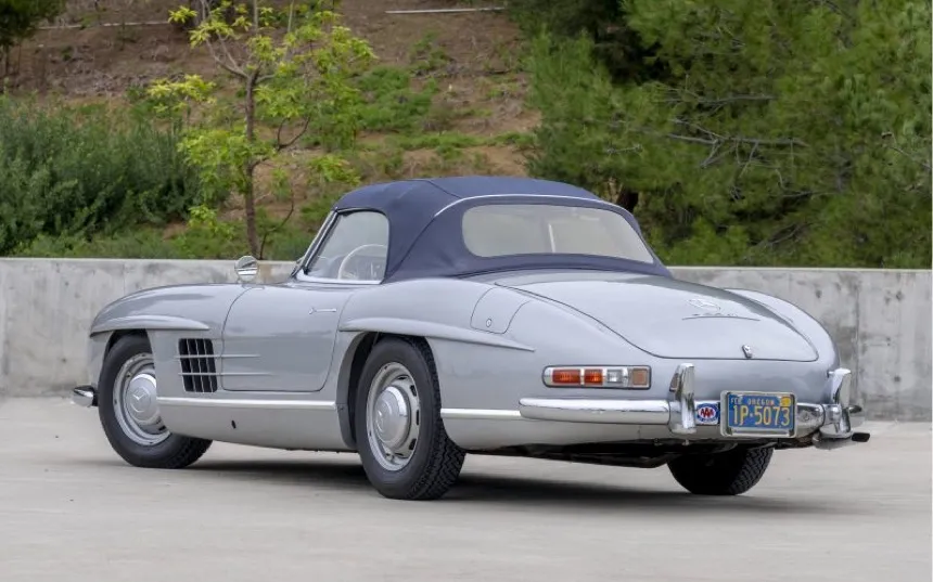 Sales | Classic Center | Mercedes-Benz USA